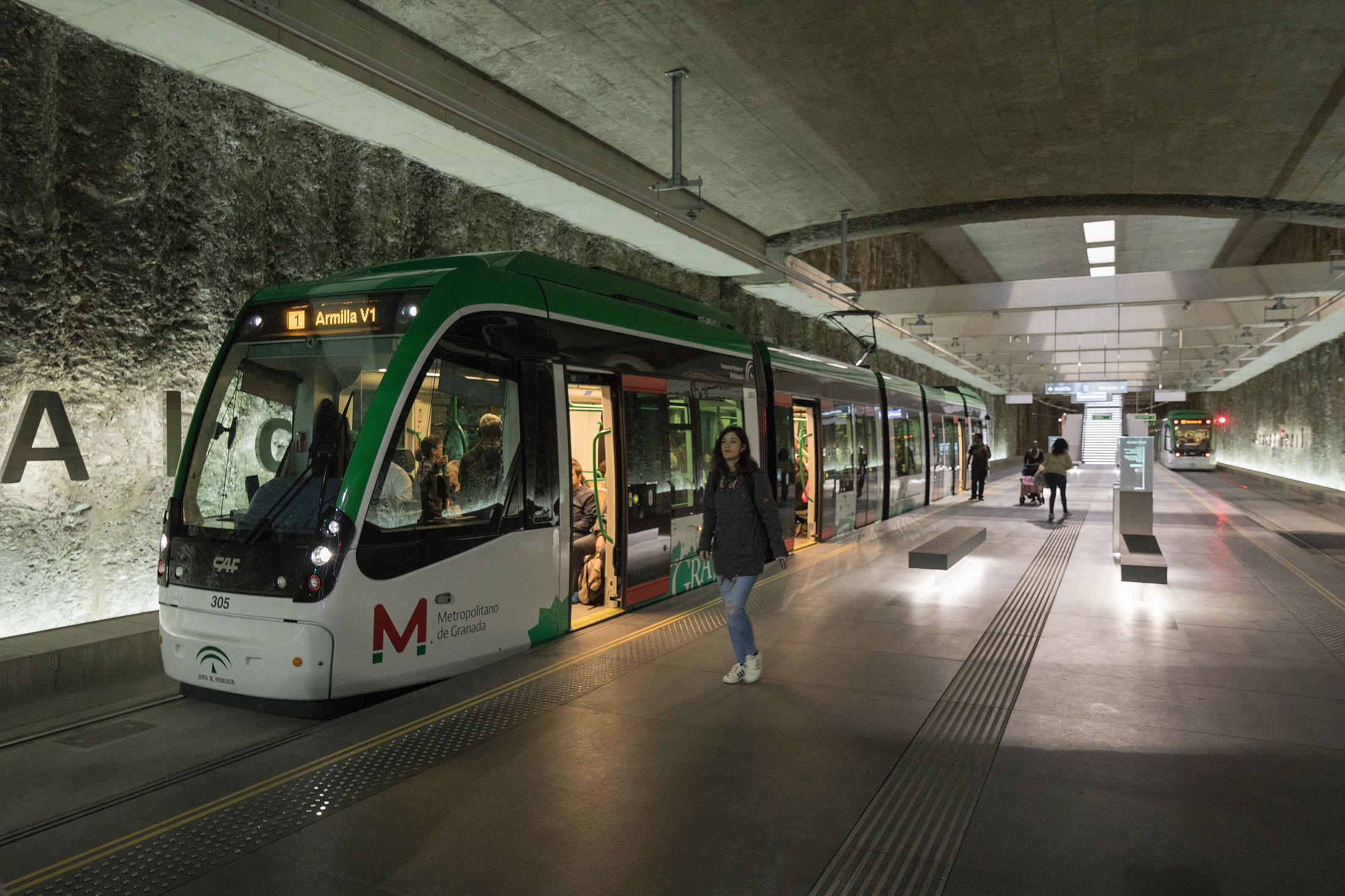 Estaci n Alc zar Genil Metropolitano De Granada Estaci n Alc zar Genil Metropolitano De Granada